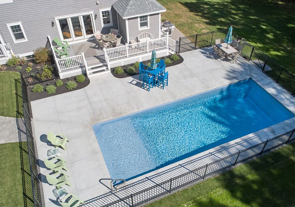 Fiberglass Pools in Puget Sound, WA | Aqua Quip